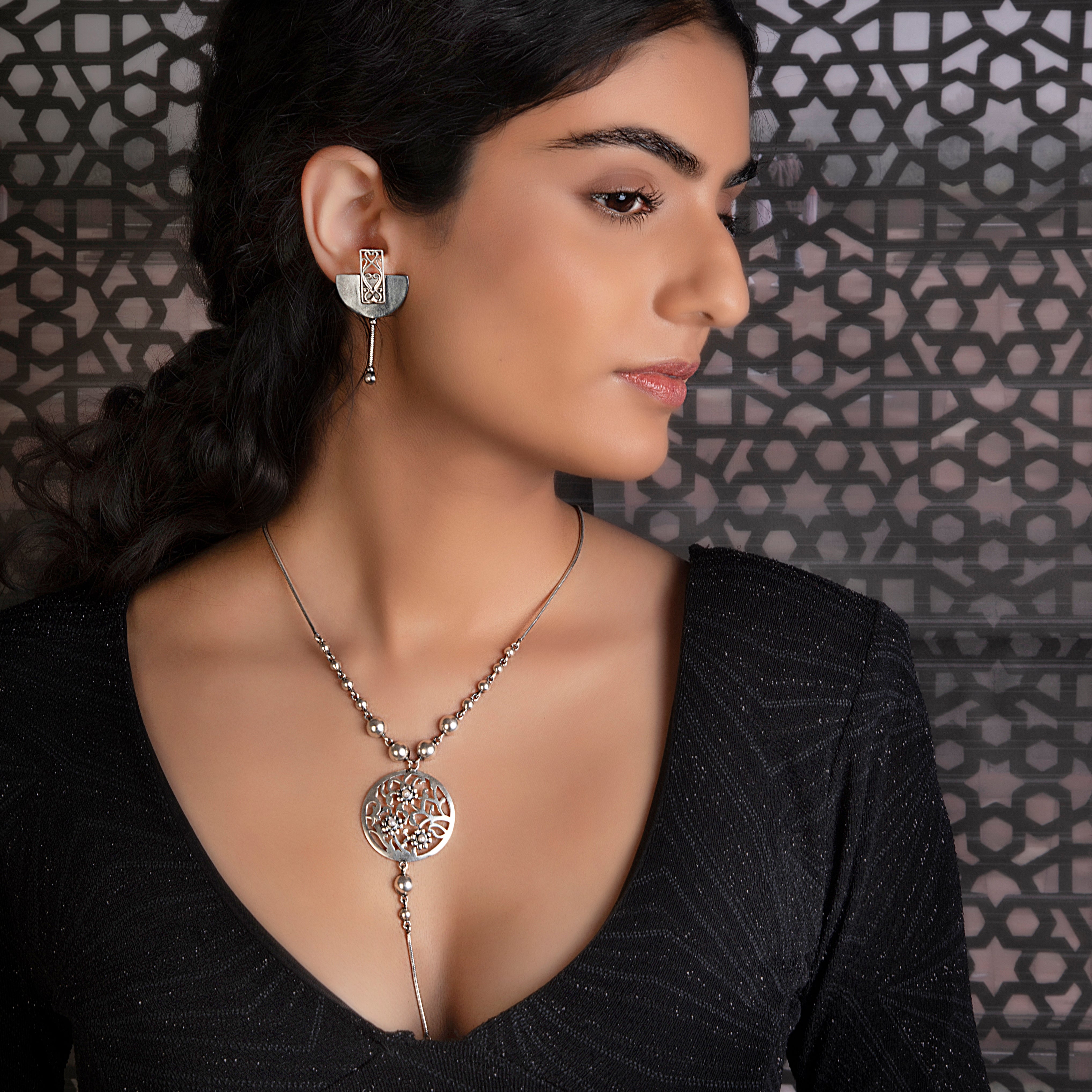 Rushaan – Avyaktaa: Online Silver Jewelry